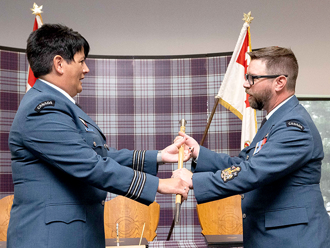 14 MSS marks command team change - The Aurora News